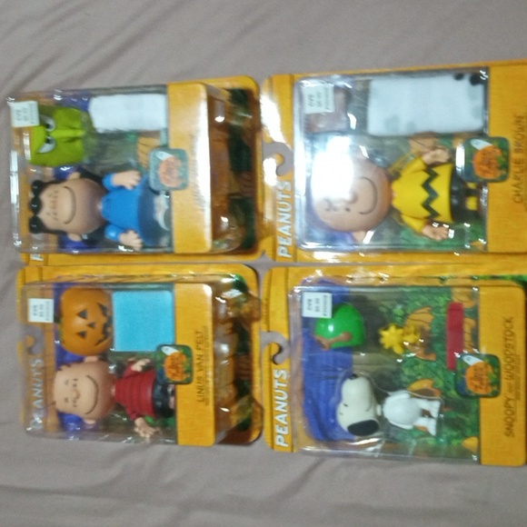 Toys | Peanuts Action Figures Charlie Brown | Poshmark